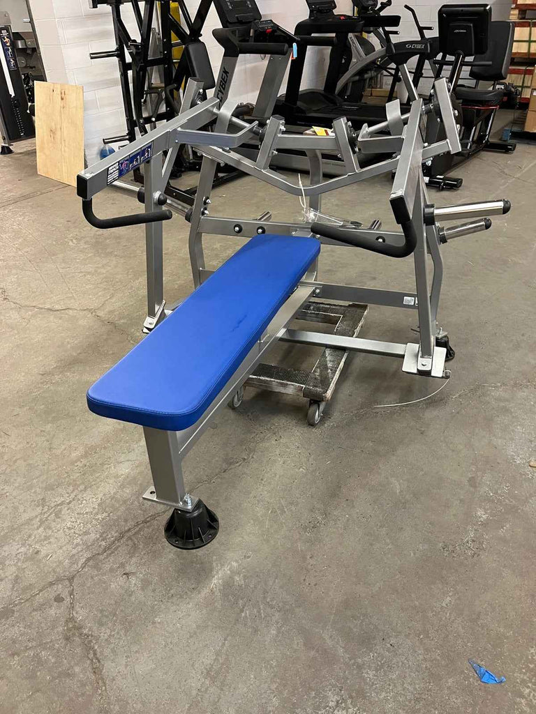 Hammer Strength Iso-Lateral Horizontal Bench Press – True Iron Fitness
